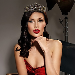 Vintage Baroque Crown Bridal Wedding Crown Crystal Tiara and Crowns Princess Wedding Crown Rhinestone Birthday Tiaras Pageant Headband Bride Hair Accessories for Women and Girls (Black)