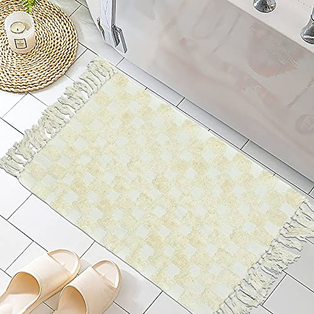 Zeeinx Boho Bathroom Rugs 2'x3' Cotton Hand Woven Area Rug with Tassels Cute Checkerboard Tufted Rug Farmhouse Throw Rug for Laundry Bedroom Living Room Entryway