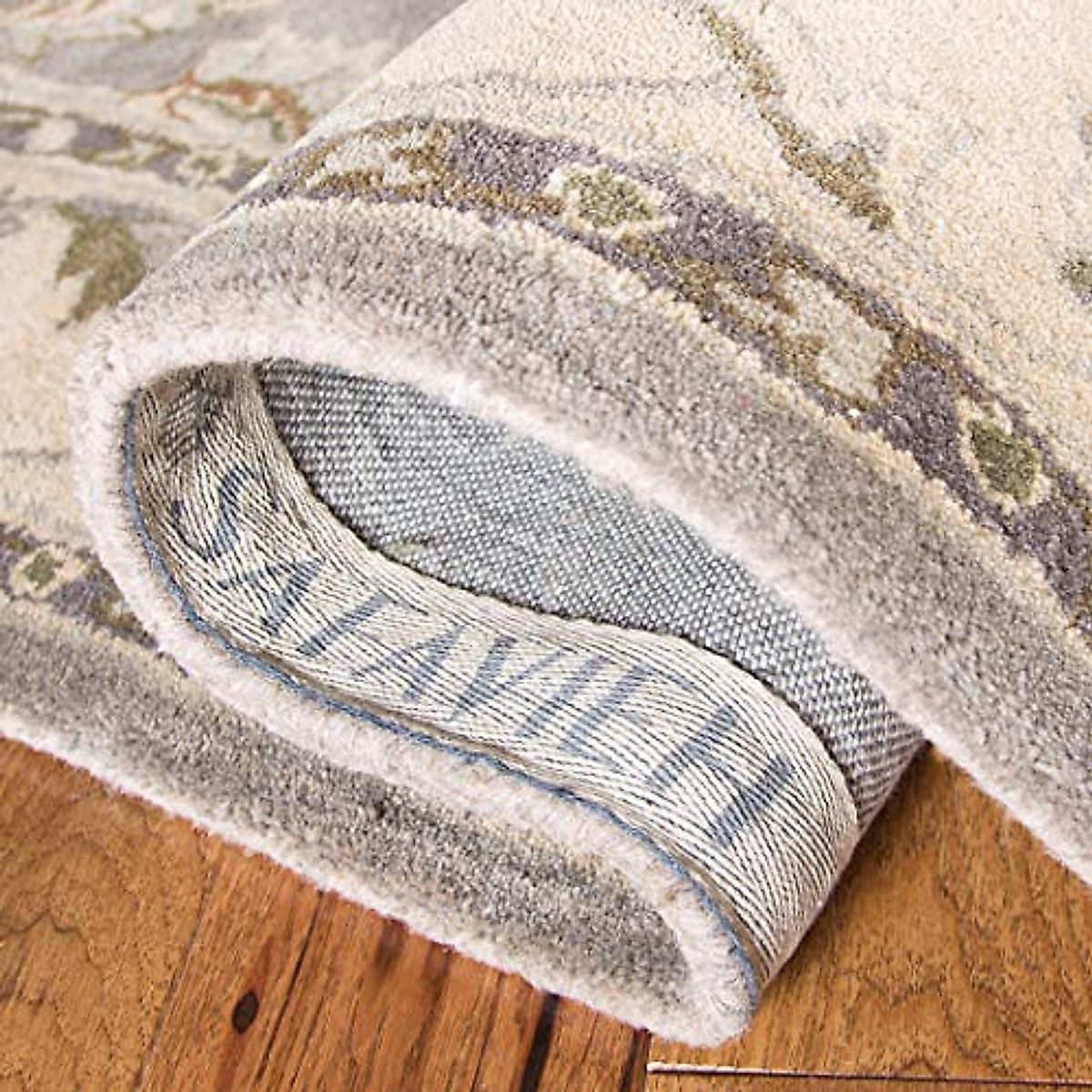 SAFAVIEH Heritage Collection Accent Rug - 2' x 3', Grey & Beige, Handmade Traditional Oriental Wool, Ideal for High Traffic Areas in Entryway, Living Room, Bedroom (HG863A)