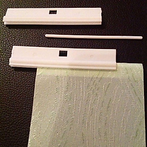 AXLIZER 10PCS Vertical Curtain Simple Hanging Film, Vertical Blind Top Hanger, Vertical Curtain Repair Clip, Vertical Blind Repair Blade Protector