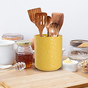 MEIGUI Kitchen Utensil Holder for Kitchen Décor, 7.2″ Extra Large Ceramic Utensil Crock for Countertop, Cooking Tool Utensil Caddy with Table-Protection Cork Mat, Farmhouse Utensil Organizer, Yellow