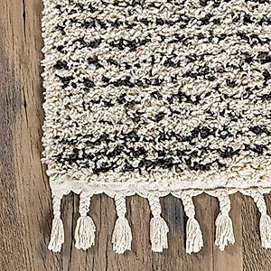 nuLOOM Sadie Moroccan Diamond Tassel Shag Area Rug, 6' 7" x 9', Off-white