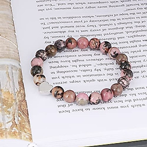 Gifts for 30 Year Old Women 30th Birthday Gifts for Her 30 Years Old Birthday Beaded Bracelets for 30 Year Old Women Gift Ideas 30th Bday Jewelry Gifts for Best Friend Healing Crystal Bracelet