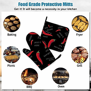 Mxocom Spicy Red Chili Peppers Heat-Resistant Oven Mitts and Pot Holder Hottest Bird's Eye Chili Black Background Kitchen Non-Slip Cooking Microwave Gloves for Cooking Baking Grilling