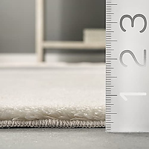 nuLOOM Loni Solid Machine Washable Shag Accent Rug, 2' x 3', Cream