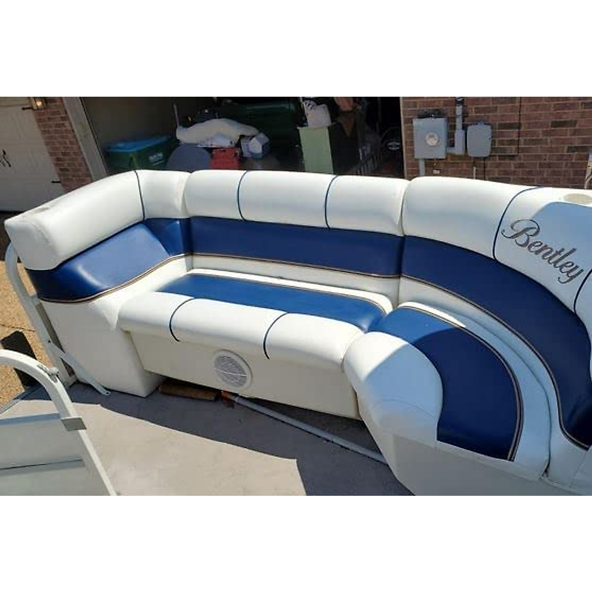 Marine 31 Mildew Stain Remover & Cleaner - Marine & Boat, Home & Patio, Bathroom & Shower Cleaner, 128oz Gallon with Towel