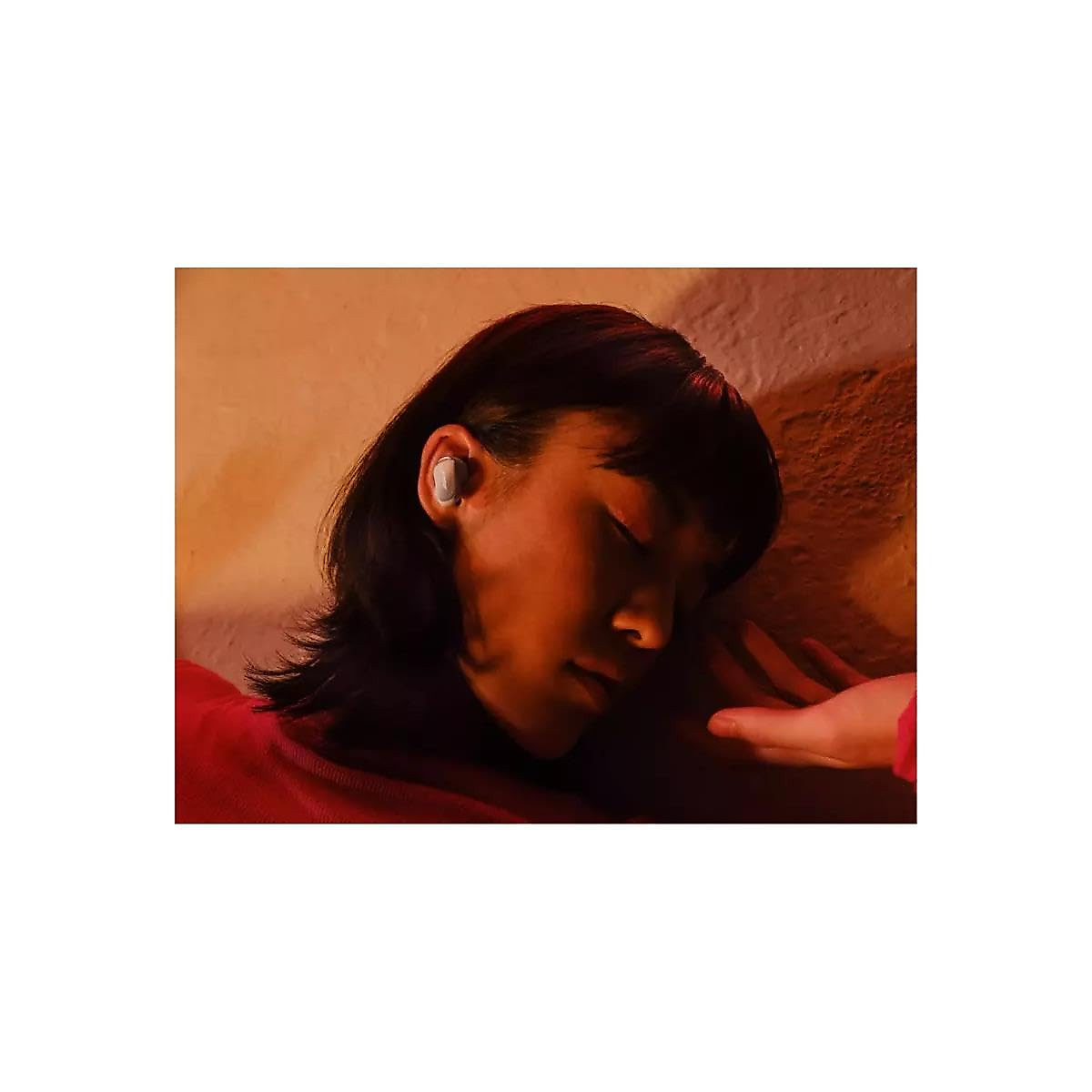 Bose QuietComfort Ultra True Wireless Bluetooth Adjustable Noise Cancelling Earbuds, Spatial Audio, Up to 6 Hours of Play Time, White Smoke Bundle with Fit Kit