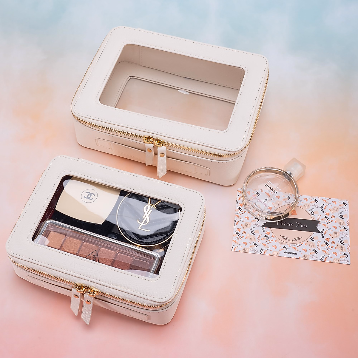 Aveniee Makeup Bag for Women, Clear Cosmetic Bags Travel Toiletry Bag, Heavy Duty Makeup Organizer, Cute Makeup Case Bag Accessories with Clear Windows & Gold Zippers(White)