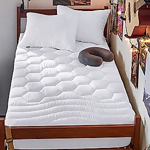 Bedsure Twin XL Mattress Pad - Soft Cooling Mattress Cover for College Dorm, Extra Long Twin Quilted Fitted Mattress Protector with 8-21" Deep Pocket, Breathable Fluffy Pillow Top, White, 39x80 Inches