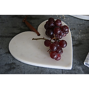 Foreside Home & Garden White Marble Heart Shaped Kitchen Serving Cutting Board, 8 x 9 x 0.5