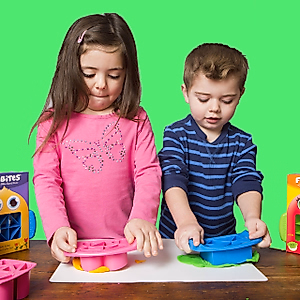 FunBites Food Cutter for Kids, Blue Triangles