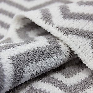 Living Textiles Chevron Chenille Soft Baby Blanket PREMIUM Cozy Fabric for BEST COMFORT - For Infant,Toddler,Newborn,Nursery,Boy,Girl,Unisex,Throw,Crib,Stroller,Gift, Grey Chevron 40x30