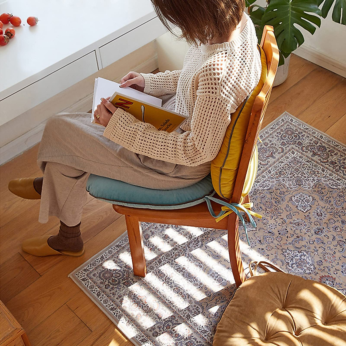 QQXX Velvet Dining Chair Cushion with Ties,Reversible Soft Comfort Chair Pad,Tufted Seat Cushion for Kitchen Dining Office Living Room Patio,Khaki,42x40cm(17x16)