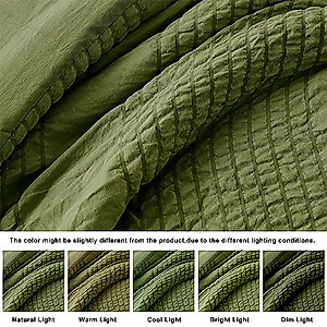 Seersucker Olive Green Twin size Comforter Set, 2 Pieces- Soft Washed Microfiber Sage Comforter with 1 Pillowcase sham, Fluffy Down Alternative Bedding Comforter Sets for All Season (68x90 inches)