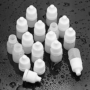 Hslife 100pcs Plastic Dropper Bottles 2ML Empty Squeezable Liquid Dropper Bottle with Cap for Home and Travel