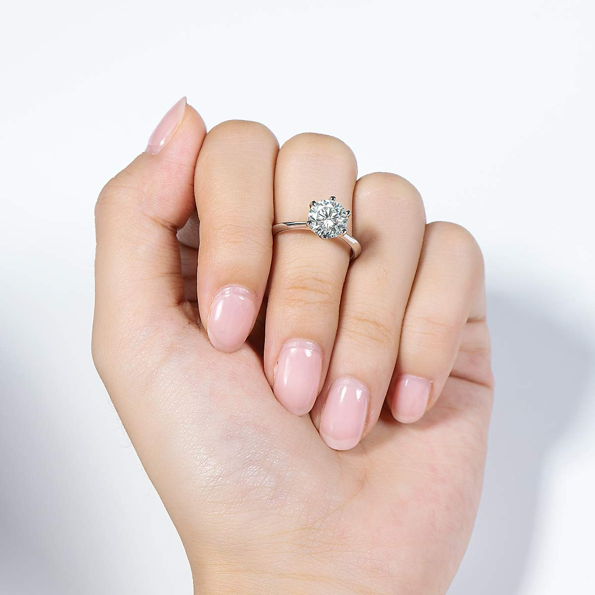 AINUOSHI Sterling Silver Moissanite Ring, 2.0ct Round Cut Wedding Ring, D-E Color Grade, Perfect for Wedding, Engagement Proposal and Anniversary.