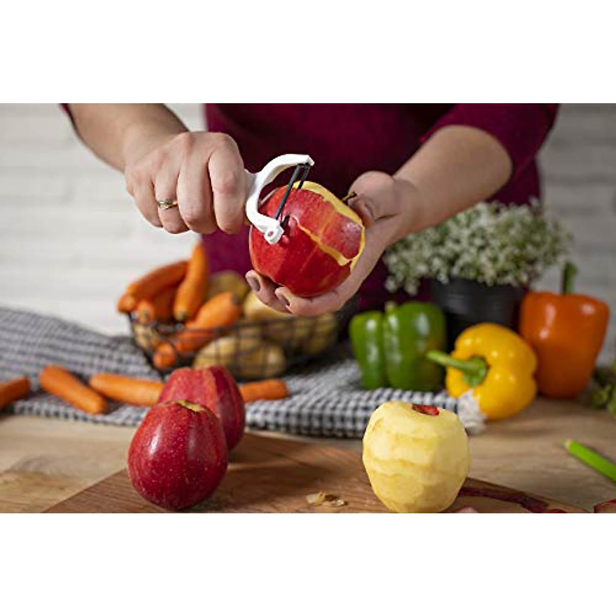 Kuhn Rikon "Swiss" Peeler, White