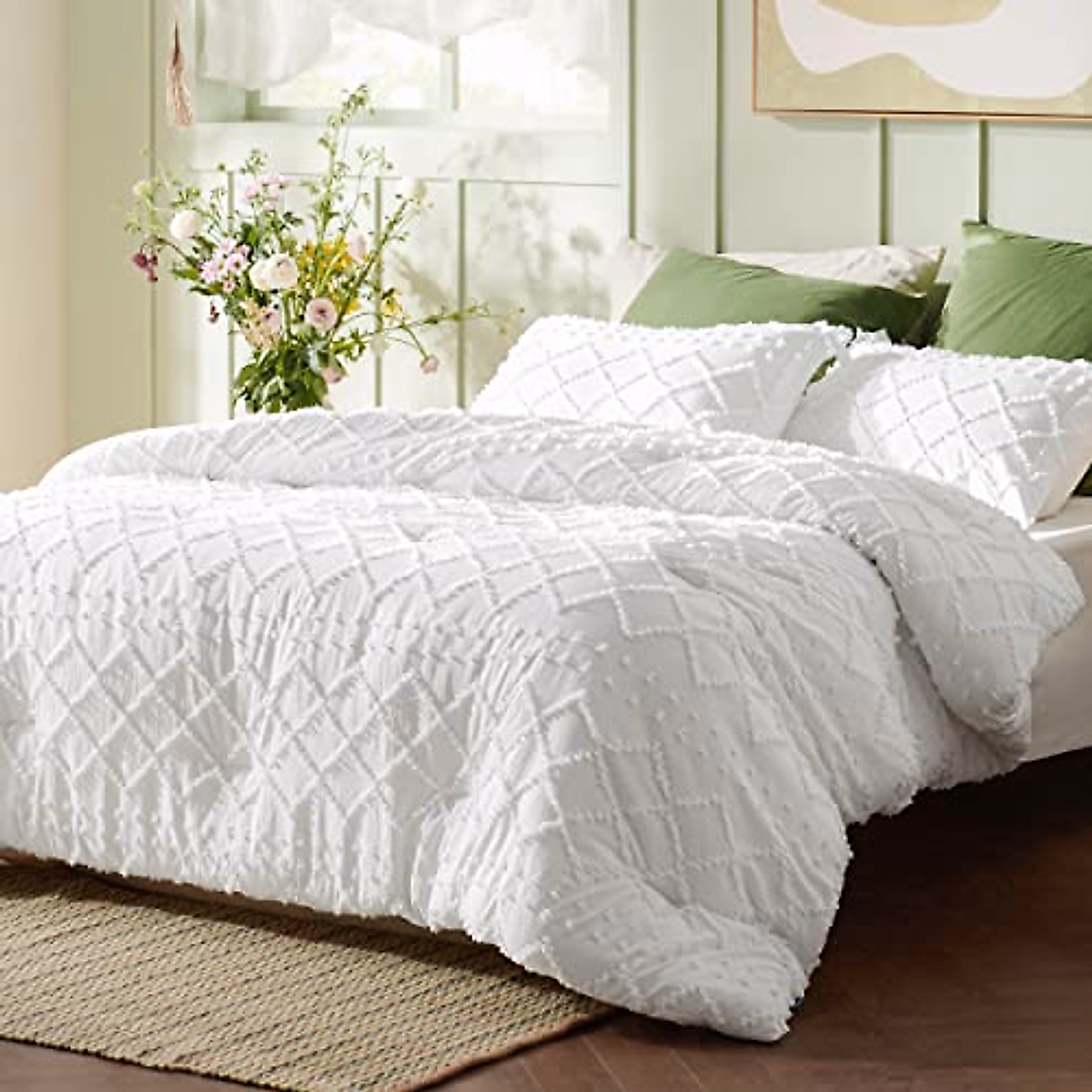 Bedsure Boho Comforter Set Queen - White Tufted Shabby Chic Bedding Comforter Set for All Seasons, 3 Pieces Western Comforter Set, Farmhouse Modern Bed Set, Spring Bedding for Women Men Girls
