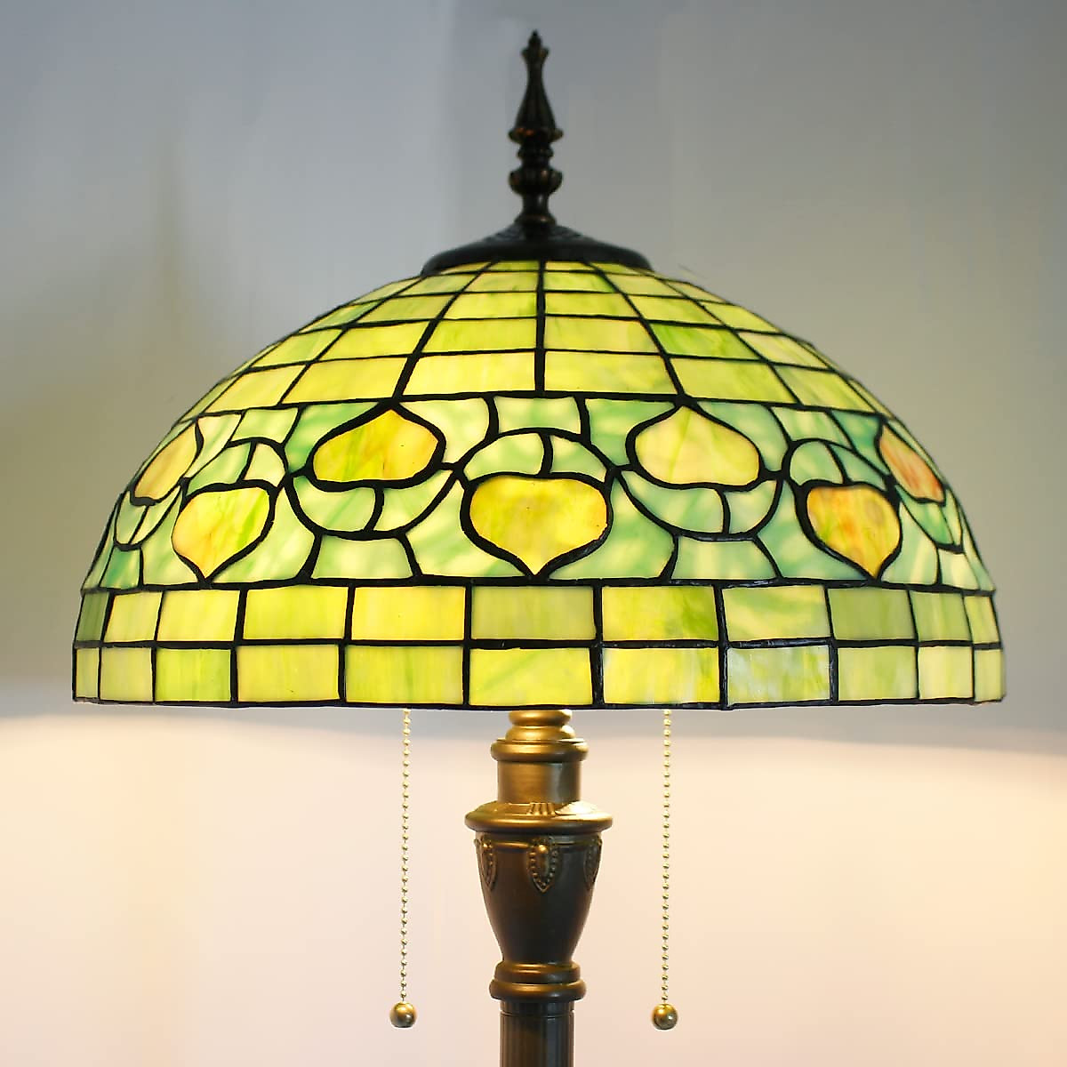 ZJART Tiffany Floor Lamp Green Stained Glass Apple Style Reading Lamp W16H70 Inch Tall Antique Standing Pole Light Bronze Finsh, Bright Lighting Decor Home Corner Living Room Bedroom Office