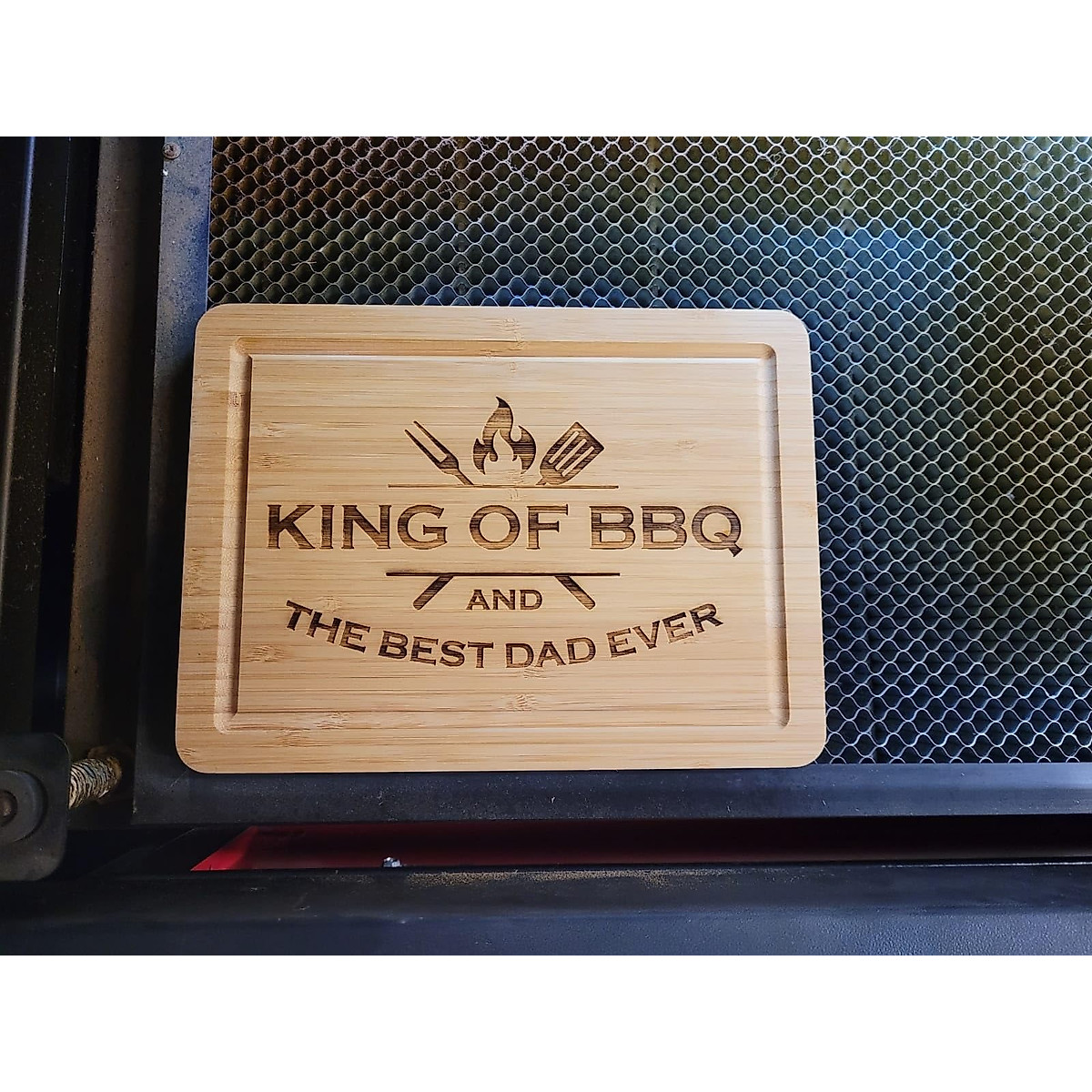 King of BBQ Men, Bbq Cutting Board, Bbq Daddy, The Best Dad Ever, Customized Cutting Board for Dad, King of the Grill, Father’s Day Gift, Custom Cooking Gift, BBQ Gifts