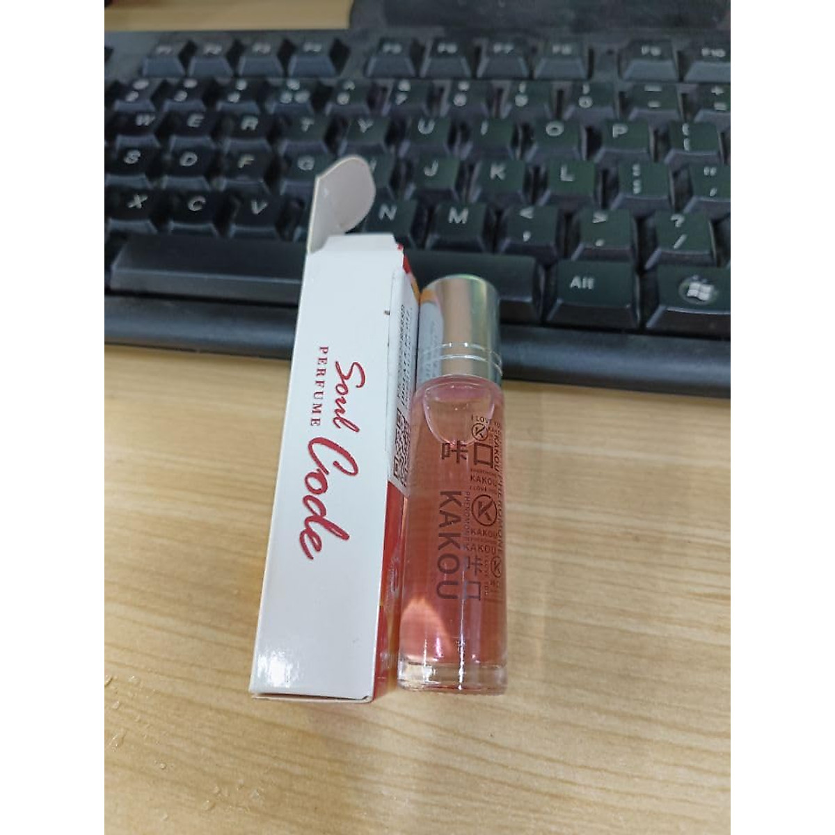 SINGOVE Pheromone Oil Perfume Fragrances Oils, Feromonas Para Atraer Hombres, Pharamon Perfume for Men Women,Perfume Con Feromonas Para Mujeres, Natural Essential Oil (Female)