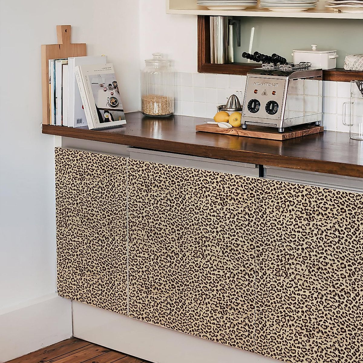 JiffDiff Leopard Print Peel and Stick Wallpaper, Waterproof Removable Self Adhesive Textured Wall Paper, Yellow Unique Funky Cheetah Contact Paper for Bedroom and Bathroom 240"X17.3"(28.8 sq. ft)