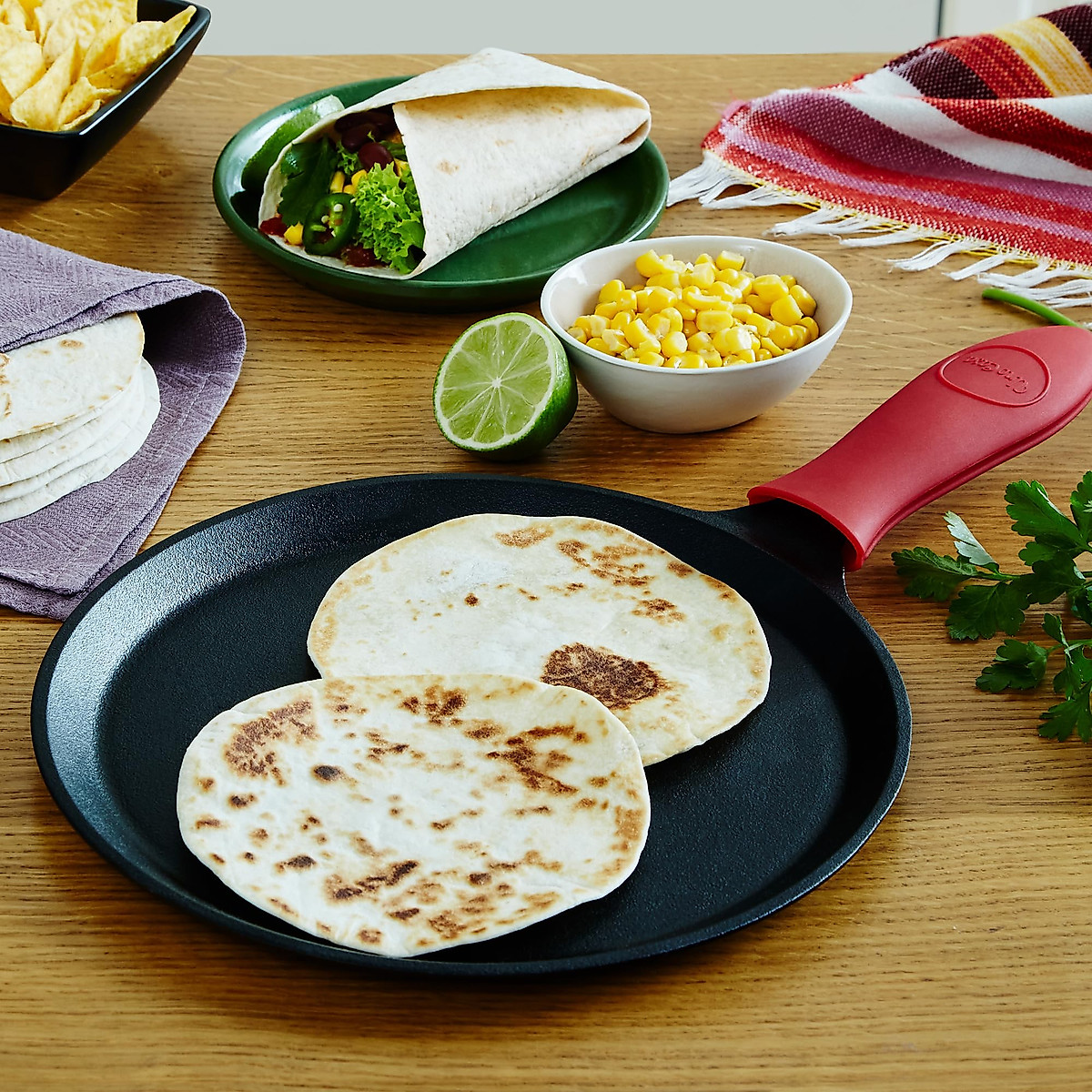 Uno Casa Cast Iron Comal Pan 11.5 Inch - Skillet for Roti/Comal Pan, Tawa/Dosa Pan Pataconera, Comales para Tortillas - Cast Iron Pizza Pan - Comal Para Tortillas Grande - Tava Roti Pan - Comale