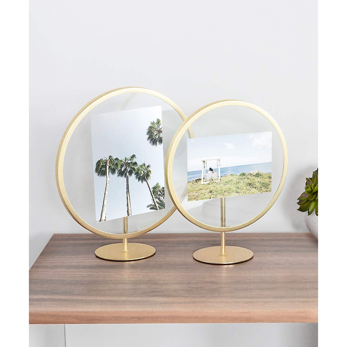Umbra Infinity Floating Picture Frame