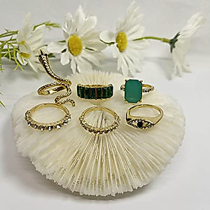 MUYYANSHOP Boho Rhinestone Knuckle Rings Gold Snake Finger Rings Set Stackable Midi Rings for Women and Girls