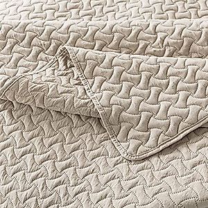 B2EVER Beige King Size Quilt Bedding Sets with Pillow Shams, Lightweight Soft Bedspread Coverlet, Quilted Blanket Thin Comforter Bed Cover for All Season Spring Summer, 3 Pieces, 104x90 inches