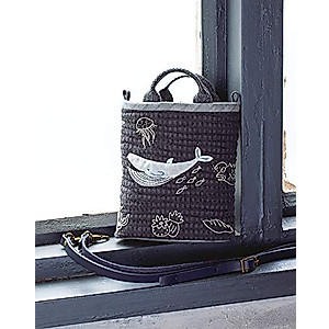 Yoko Saito's Handheld Patchwork Treasures: Perfectly Small and Lovely Projects