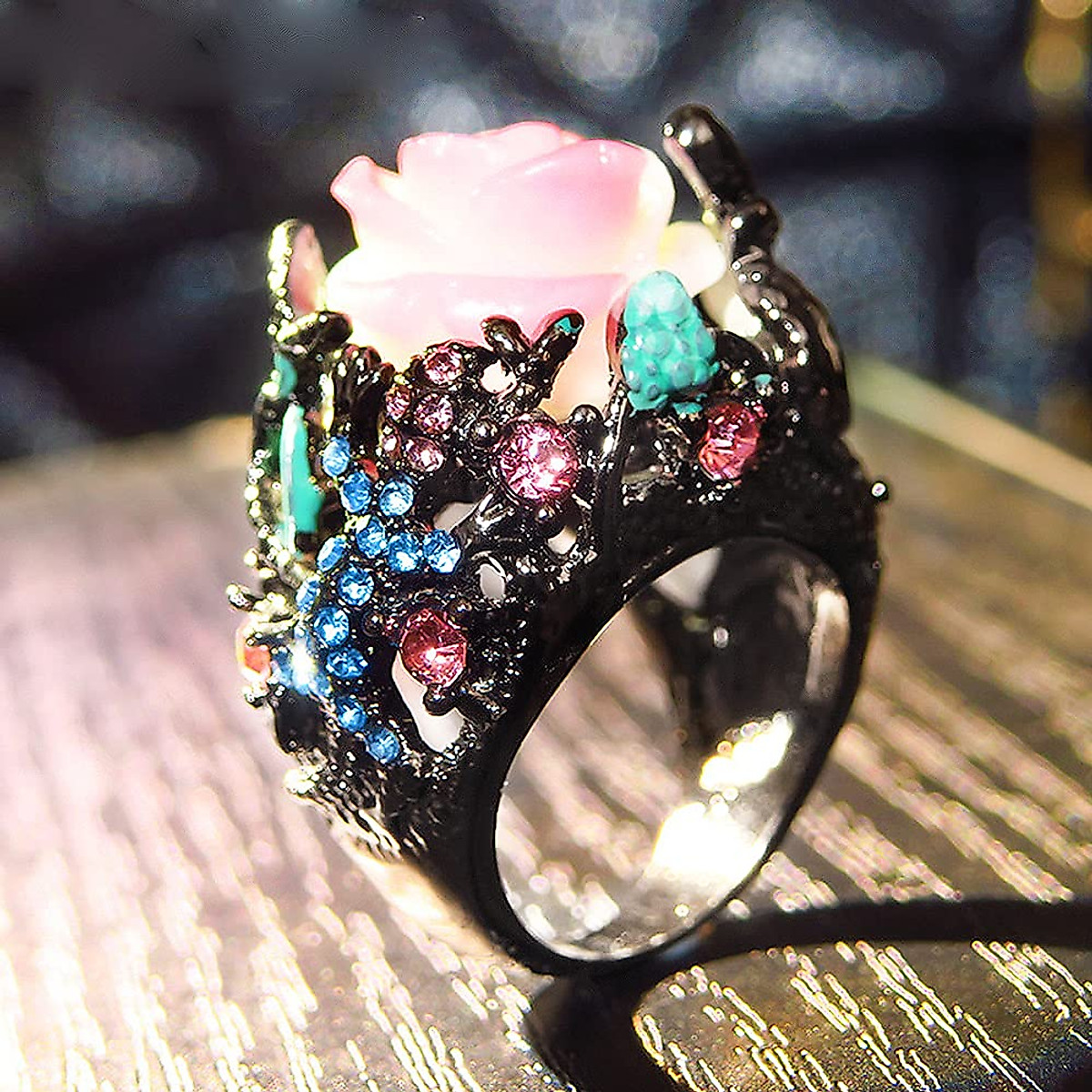 ABJFJE Retro Crystal Resin Rose Flower Cocktail Statement Ring Uniquely Stylish Stacking Wedding Band Rings Fashion Jewelry Accessories for Women Gift (8)