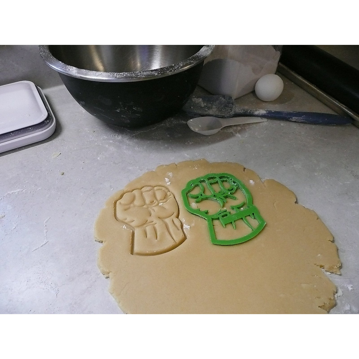 INSPIRED BY HULK FIST SUPERHERO CHARACTER COOKIE CUTTER BAKING TOOL MADE IN USA PR463