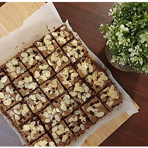 Brownie Cutter With Pan Stainless 100% 6,7,8,9,10,11,12 Inch Heavy duty Baking Tray with Slicer Ensures Perfect Crispy Edges Bakeware Tray (10x10" 25 Pcs., Cutter)