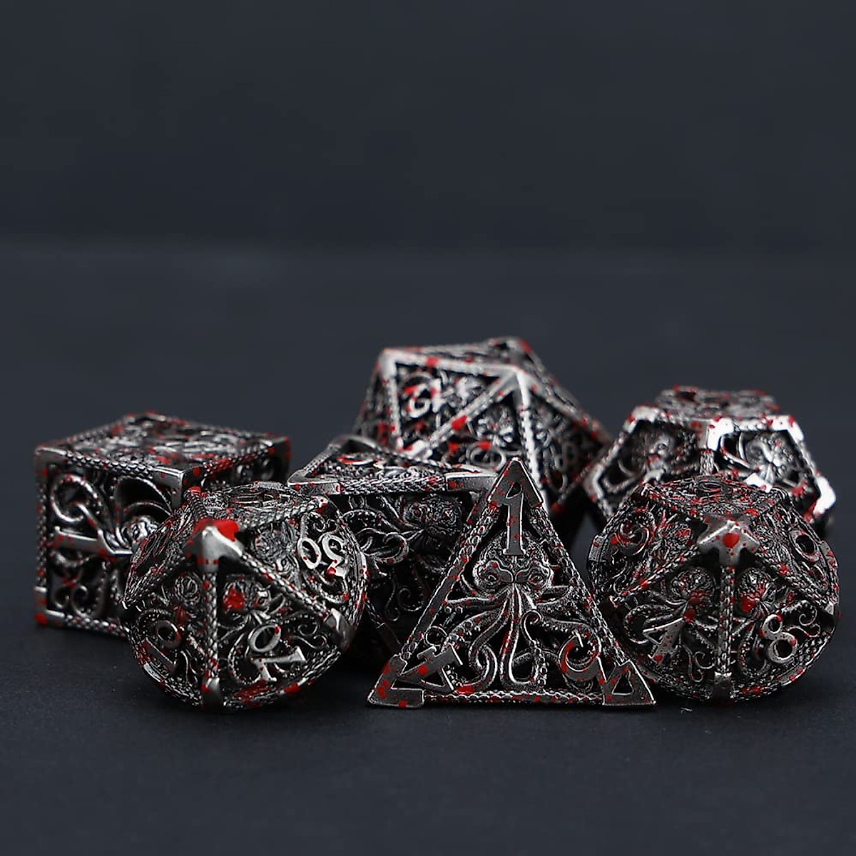 Cthulhu Metal Dice DND Set Role-Playing dice D&D 7 Pure Copper Hollow polyhedral dice Suitable for Dungeons and Dragon RPG Explorers Savage World and Table Games