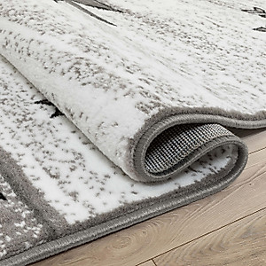 Well Woven Southwestern Rodrigo 5'3" x 7'3" Grey Area Rug