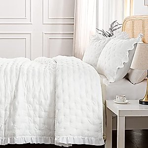 HIARUO 3-Piece Queen Quilt Set - Soft Warm Ultrasonic Reversible Pleated Ruffled Coverlet Bedspread Set (90 x 90 Inch) with 2 Pillow Sham (20 x 26 Inch), White