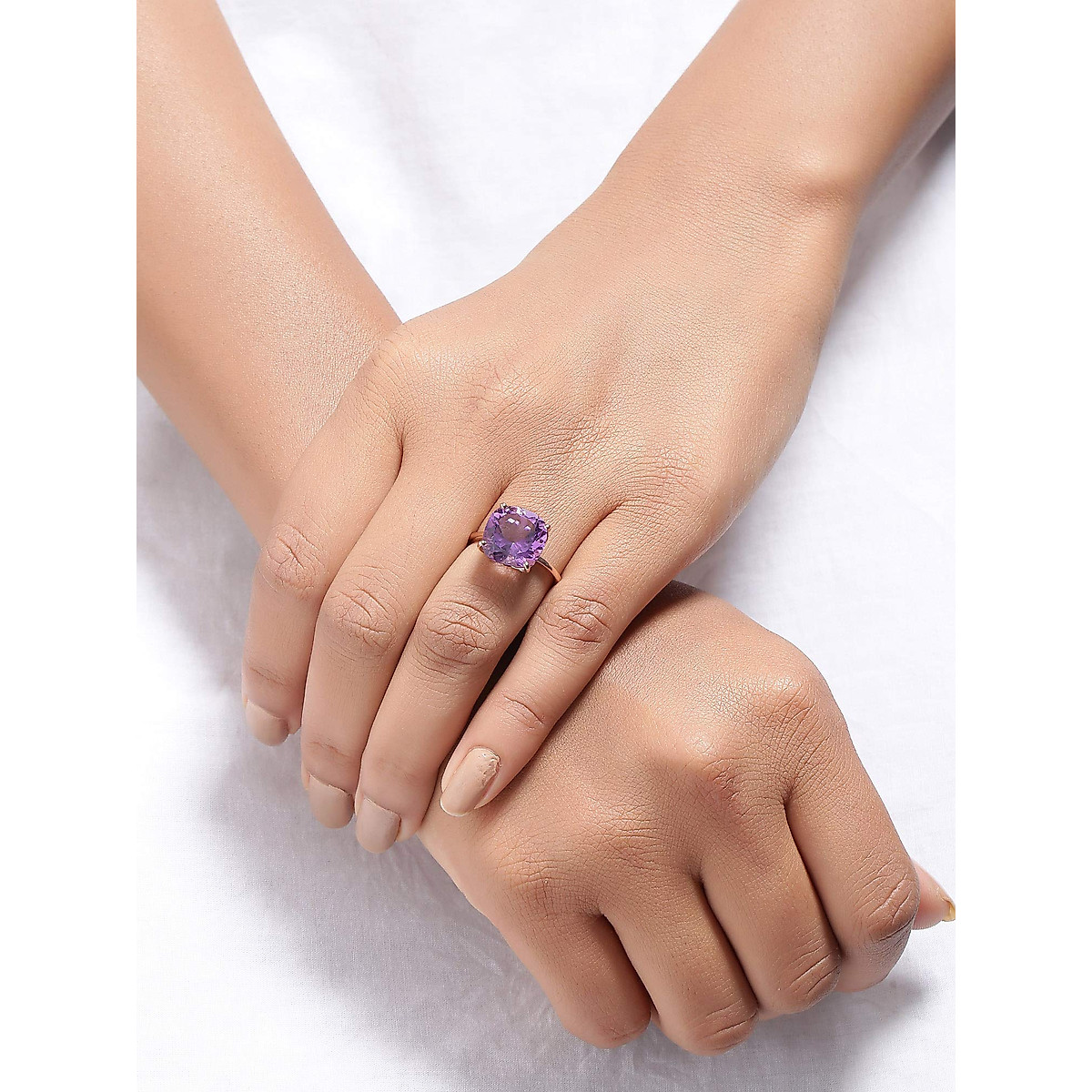 YoTreasure 10kt Yellow Gold Amethyst Solitaire Chunky Ring (Cushion, 5.85 ct. t.w.)