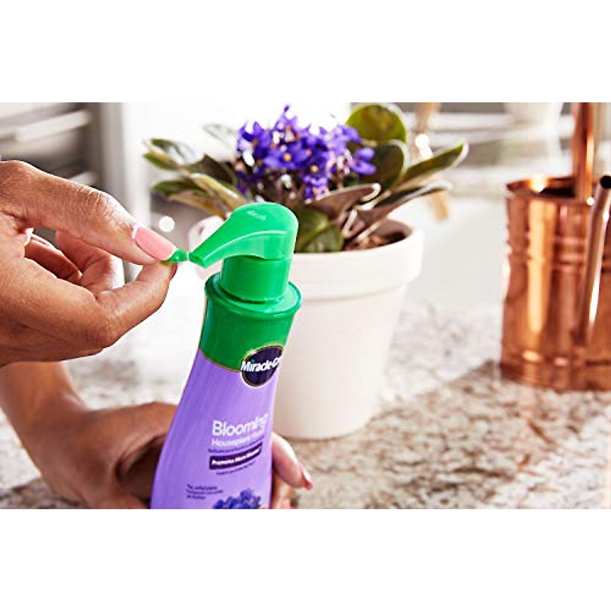 Miracle-Gro Blooming Houseplant Food, 8 oz., Plant Food Feeds All Flowering Houseplants Instantly, Including African Violets, 2 Pack