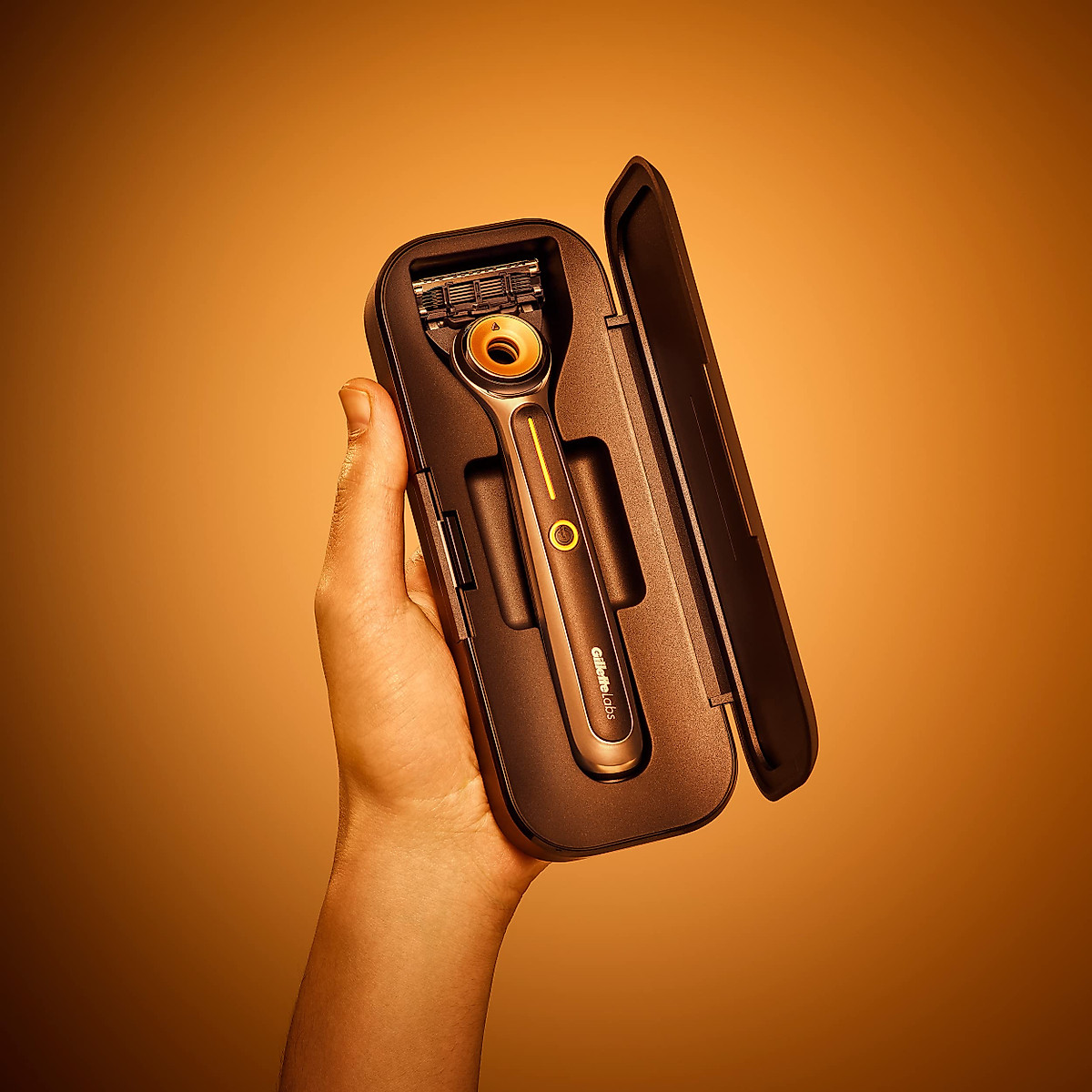 Gillette Heated Razor for Men, Deluxe Travel Shave Kit by GilletteLabs, 1 Handle, 2 Blade Refills, Charging Dock, Case