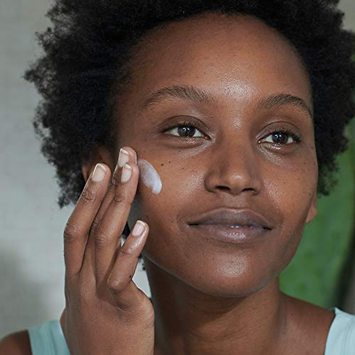 Weleda Sheer Hydration Daily Face Crème, 1 Fluid Ounce, Plant Rich Moisturizer with Prickly Pear Cactus Extract and Aloe Vera, 1 Fl Oz (Pack of 1)