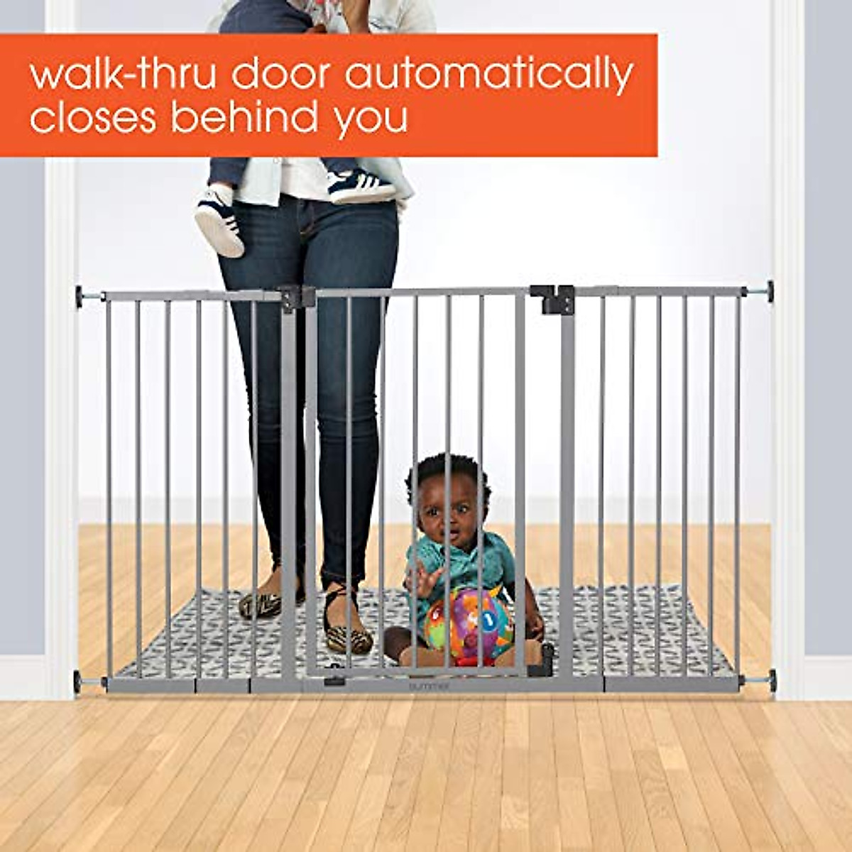 Summer Infant Secure Space Extra-Wide Safety Gate, 28.5 - 52 Inch Wide, for Doorways & Stairways, Auto-Close & Hold-Open, Grey, Slate