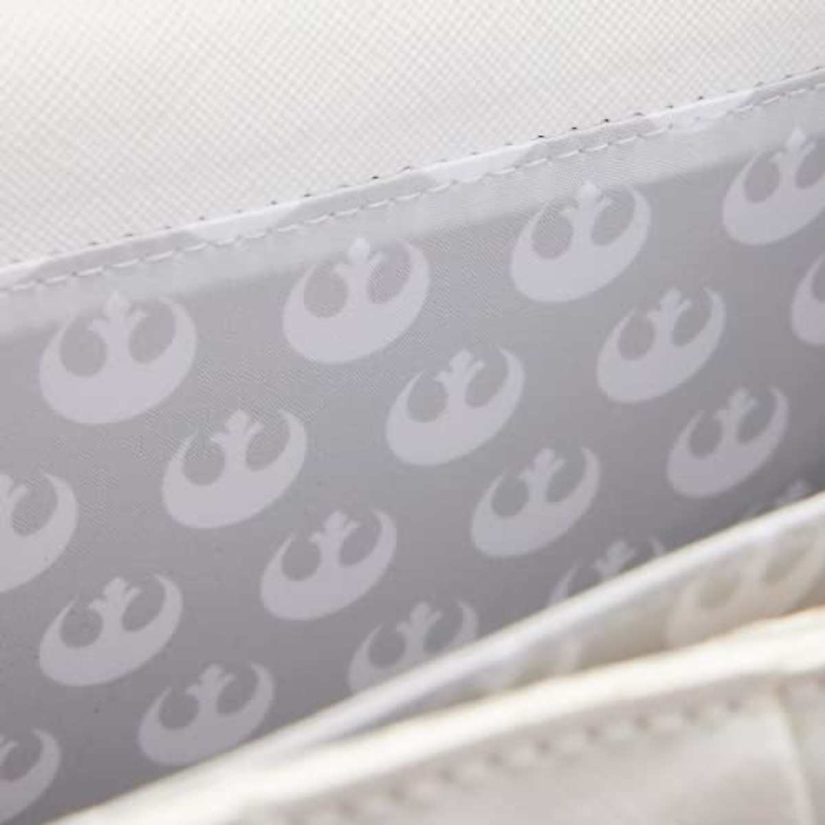 Loungefly Star Wars sac à dos Princess Leia White Cosplay Chain Strap