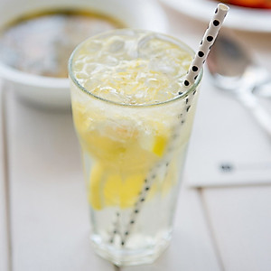 Restaurantware 7.8 In Paper Straws For Drinking, 100 Sturdy Eco-Friendly Paper Straws - Biodegradable, Polka Dot Design, Black & White Paper Biodegradable Paper Straws, Vibrant Colors, For Cold Drinks