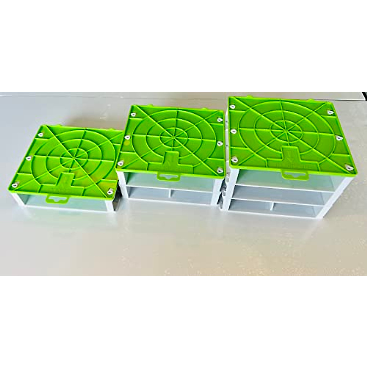 FreezeStax 2-Quart Expandable Base Starter Set. 6-9 Cup Total Set Capacity. Includes 2 individual 1-Qt Expanders for 1-Qt (3-4 Cup) Freezer Bags.