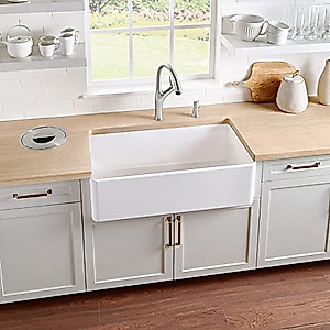 CELAENO 33 Inch White Farmhouse Sink, Single Bowl Ceramic Apron-Front Kitchen Sink, Porcelain Farm Sink with Strainer & Protective Bottom Grid