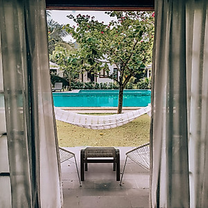 Deugold Outdoor Patio Foot Rest Ottoman Seat Textilene Portable Metal Footstool Portable Patio Chairs 2 Set Brown