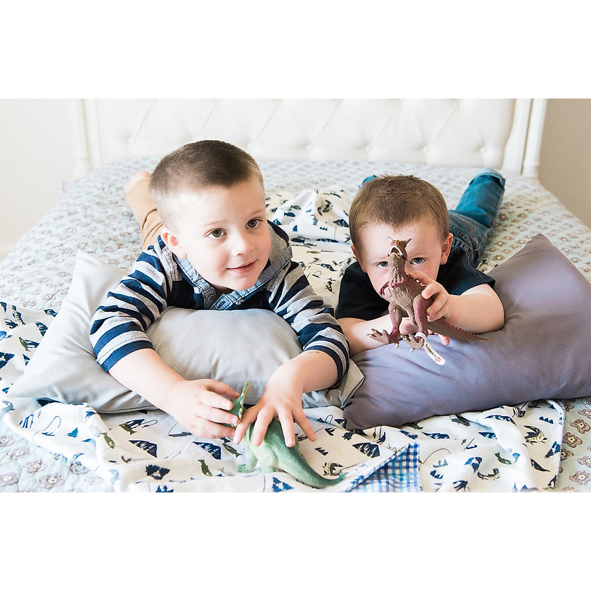 Ella & Max Toddler Pillowcase. Charcoal Gray Dark Grey Soft & Cuddly. Fits 13x18 & 14x19 Toddler Pillows. Easy to wash & no Ironing. Handmade in USA. Made of Luxury Microfiber Fabric.