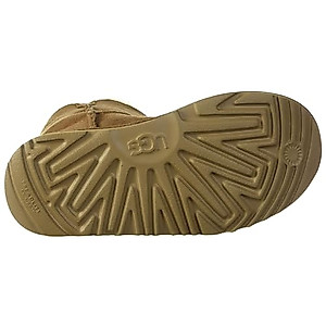 UGG Unisex-Child Bailey Button Ii Boot, Chestnut, 02