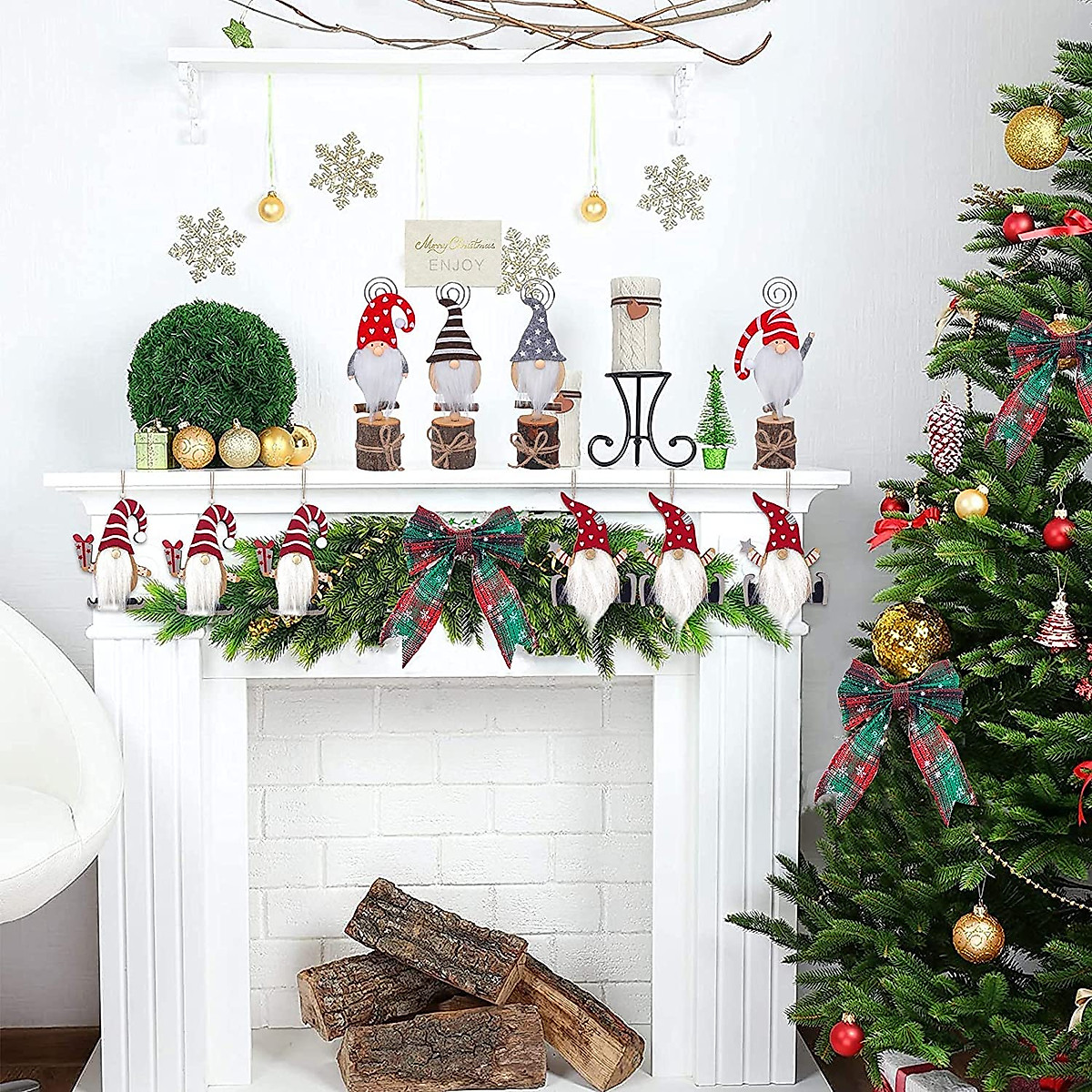 VAIIEYO 4Pcs Christmas Decoration Card Holders, Wooden Base Place Card Holders, Iron Wire Picture Picks Clip Holder Picture Memo Note Photo Clip for Xmas Party, Table Decoration, Wedding, Office